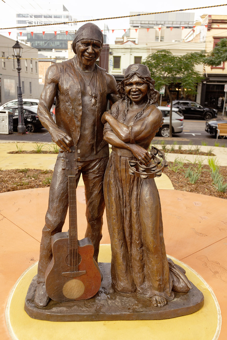 Statues of Archie Roach AC AM and Ruby Hunter | Place, Yarra City Council